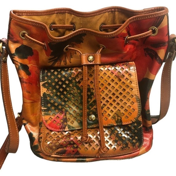 Patricia Nash | Bags | Patricia Nash Sabina Leather Drawstring Bucket ...